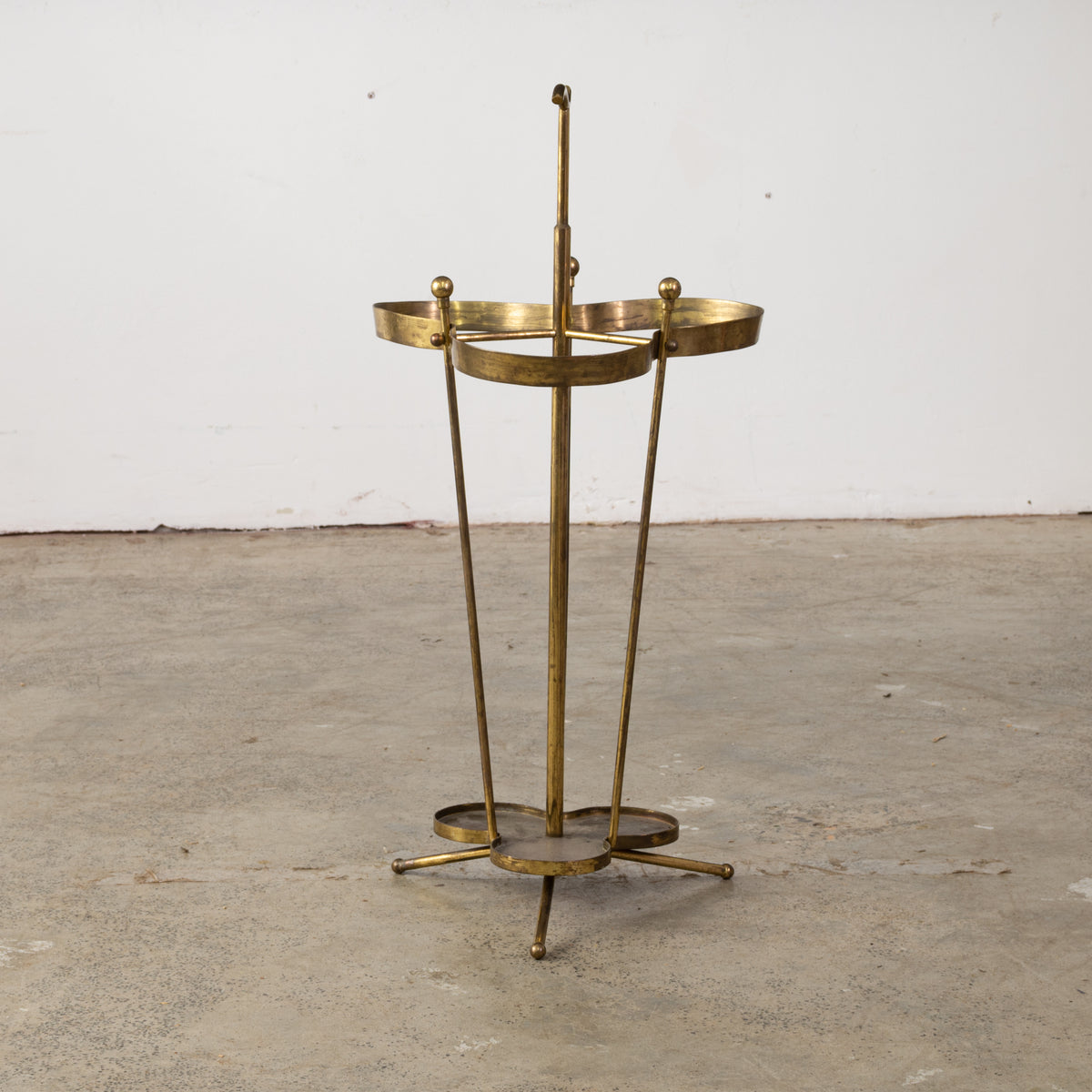 Mid Century Trefoil Brass Umbrella Stand – The Vault Sydney