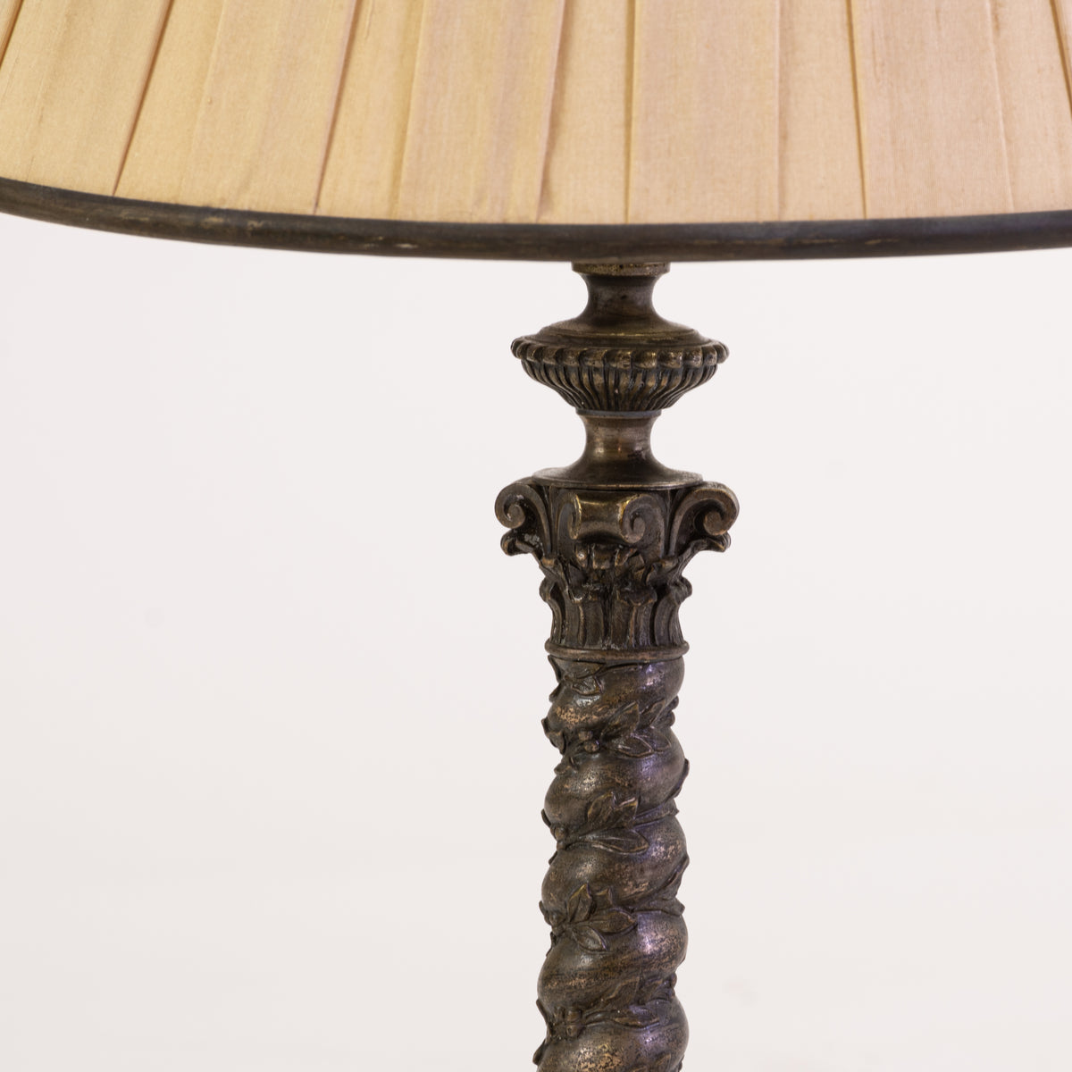 Antique Bronze Solomonic Column Table Lamp – The Vault Sydney